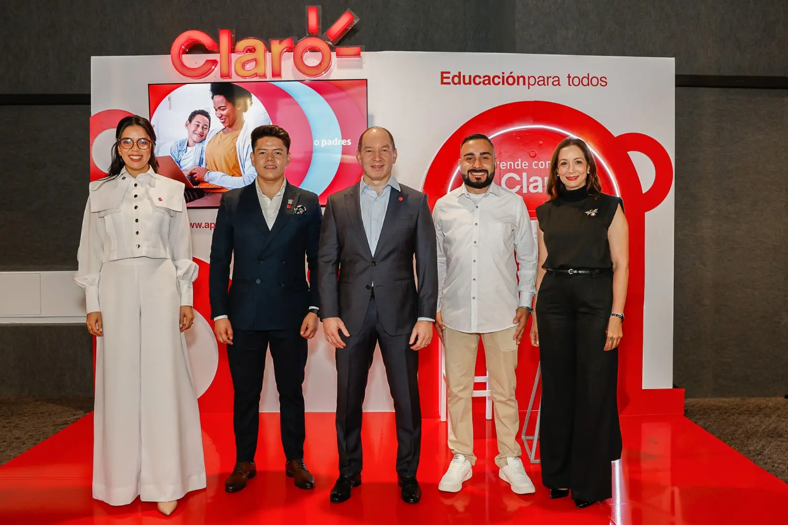 Claro lanza plataforma para impulsar educación e inclusión digital