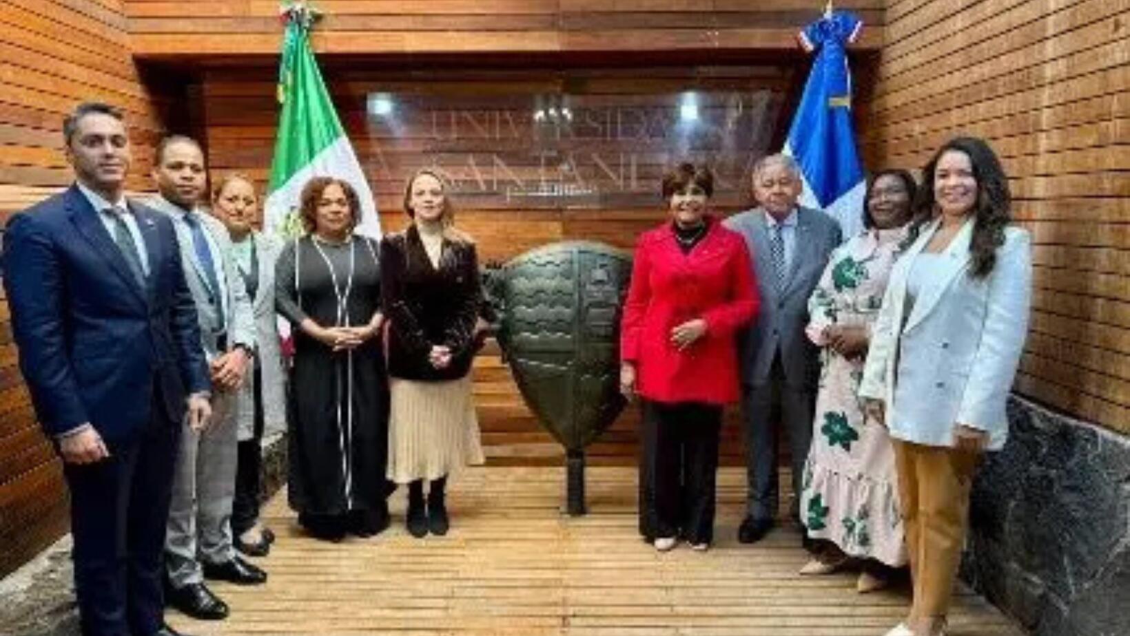 Universidad Santander capacitará personal del Inaipi