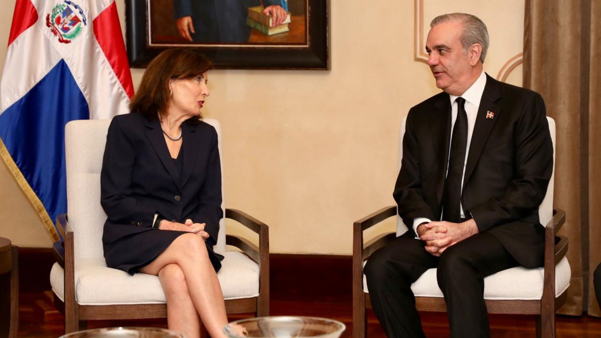 Presidente Abinader recibe a la gobernadora de Nueva York