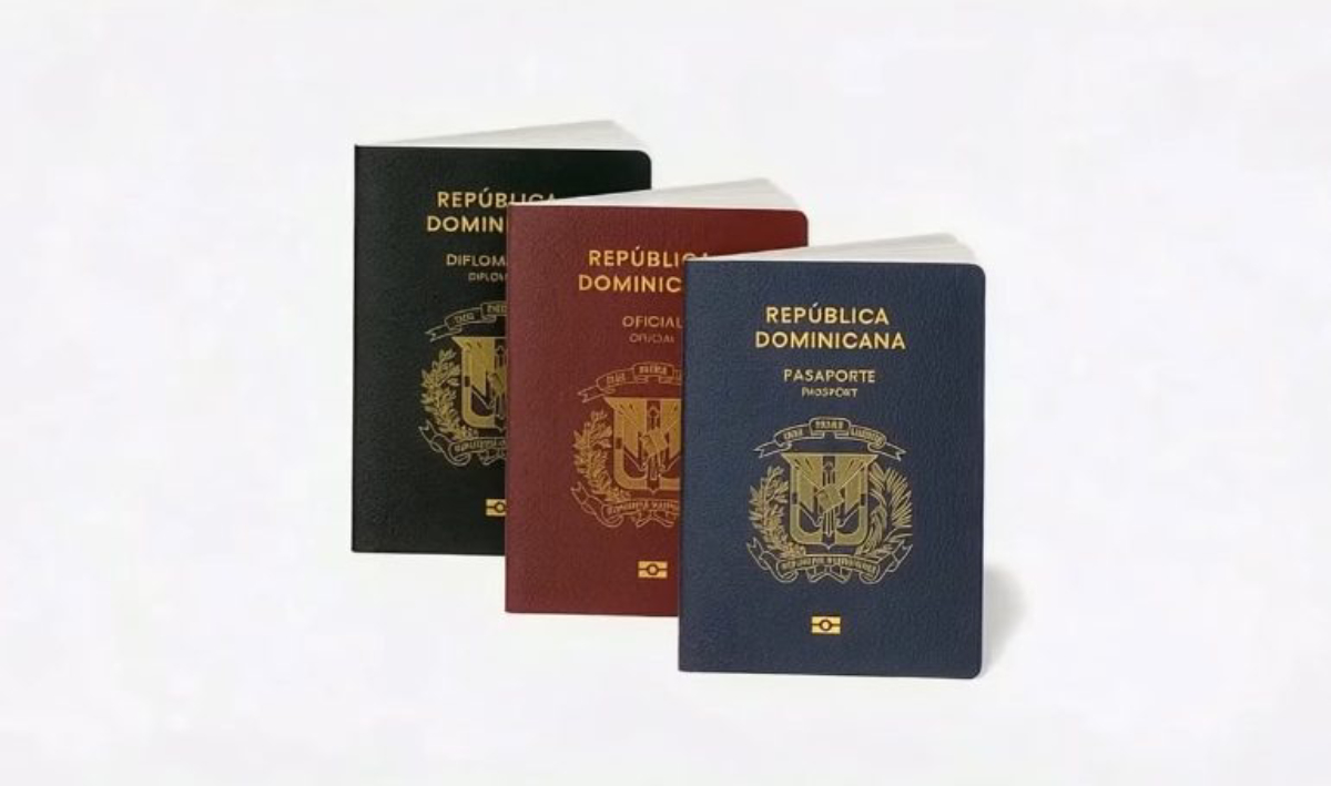 Presentan nuevo pasaporte electrónico con chip biométrico
