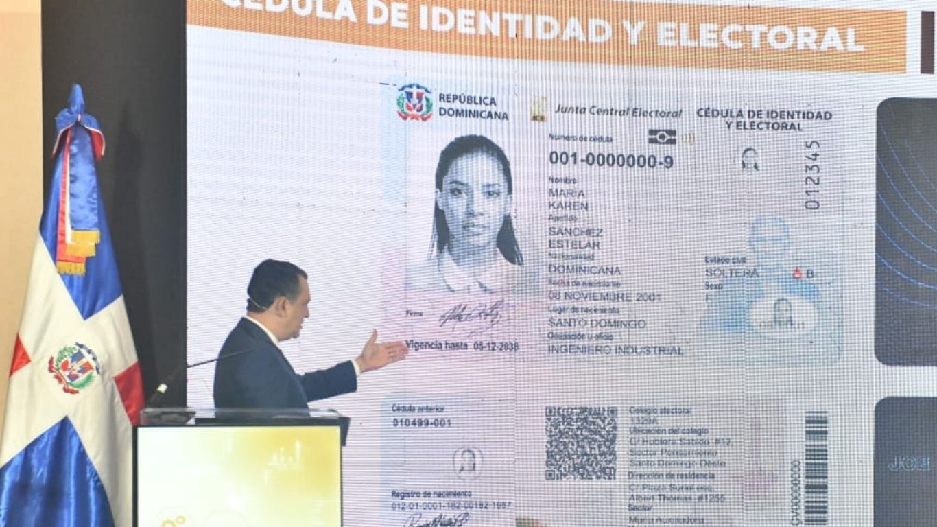 JCE presenta nueva cédula dominicana