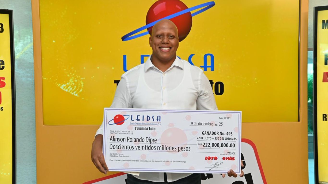 Trabajador portuario gana 222 millones en la Loto