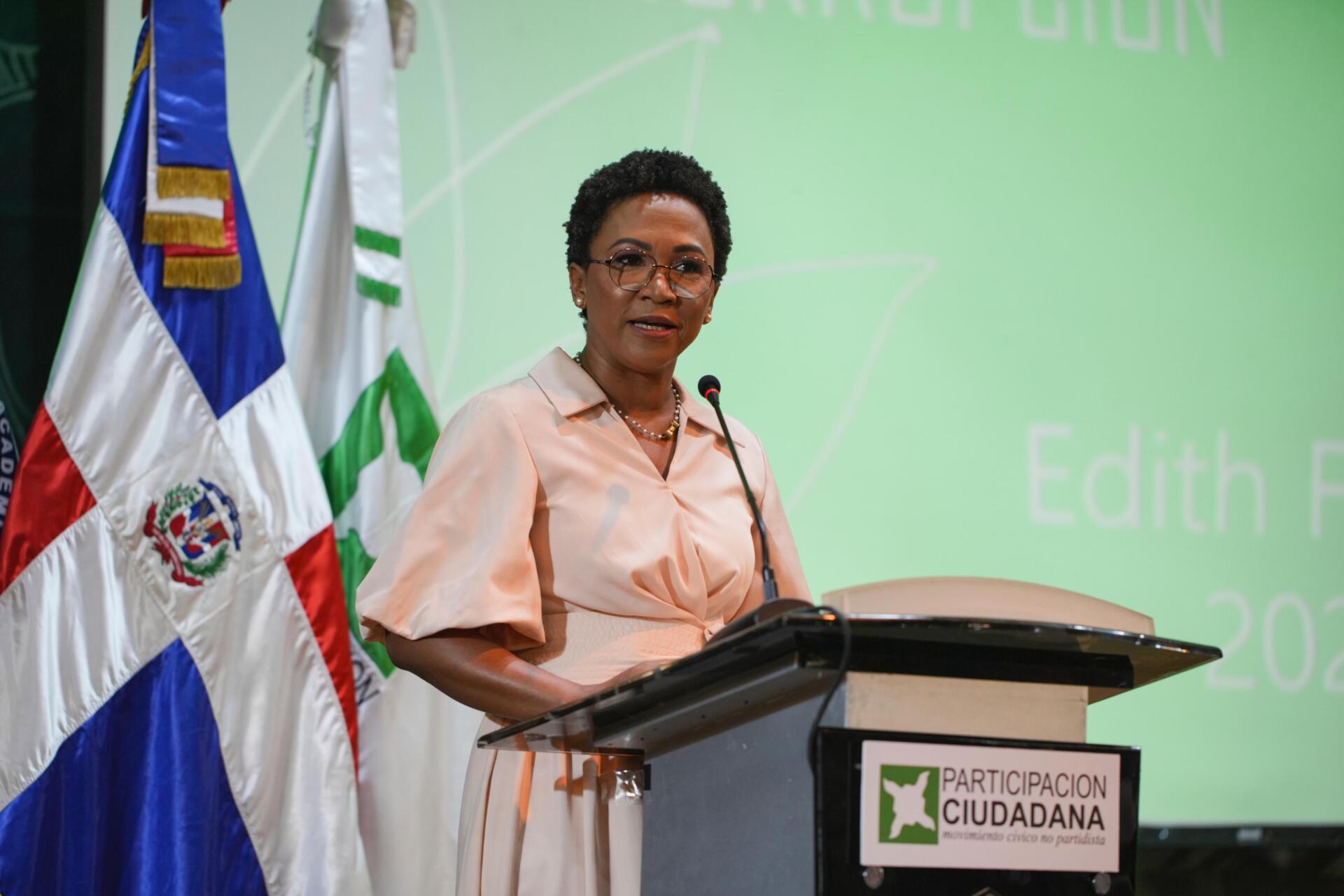 Participación Ciudadana reconoce a Edith Febles
