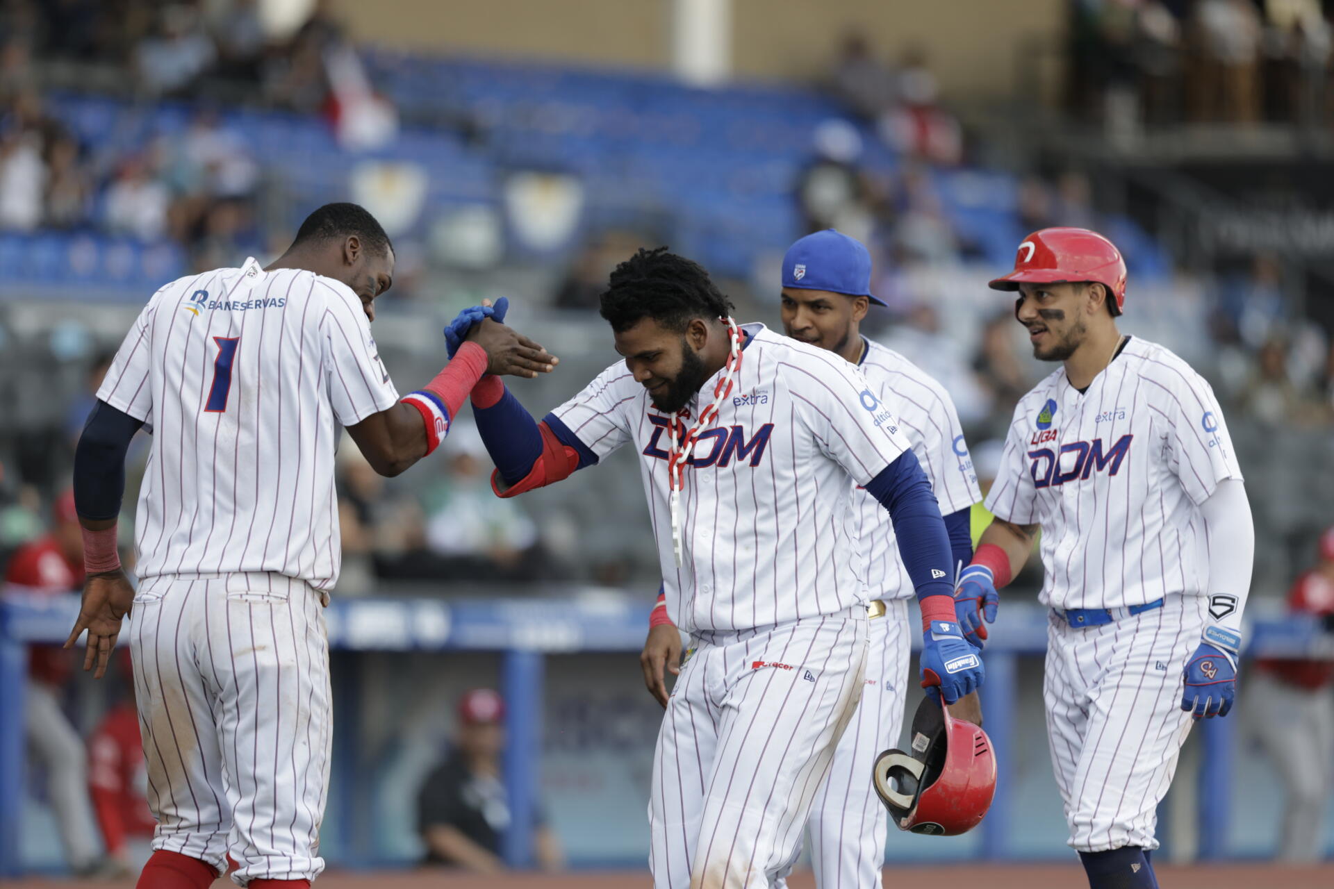 Leones del Escogido vence a Federales en histórico duelo