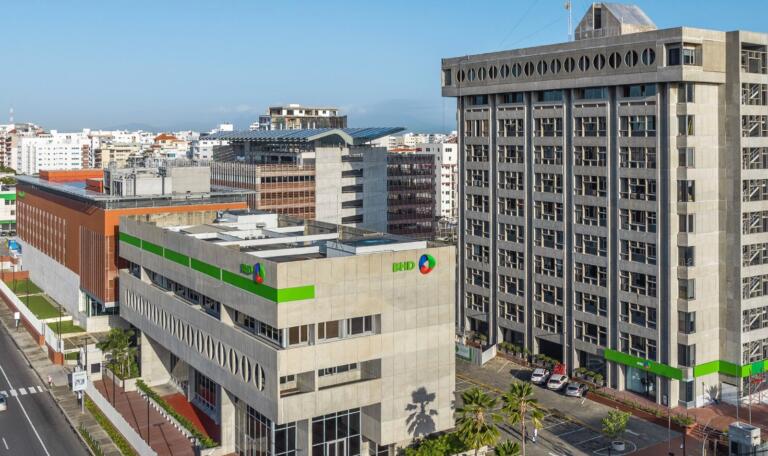 BHD investiga fraude de RD$200 millones en cuentas