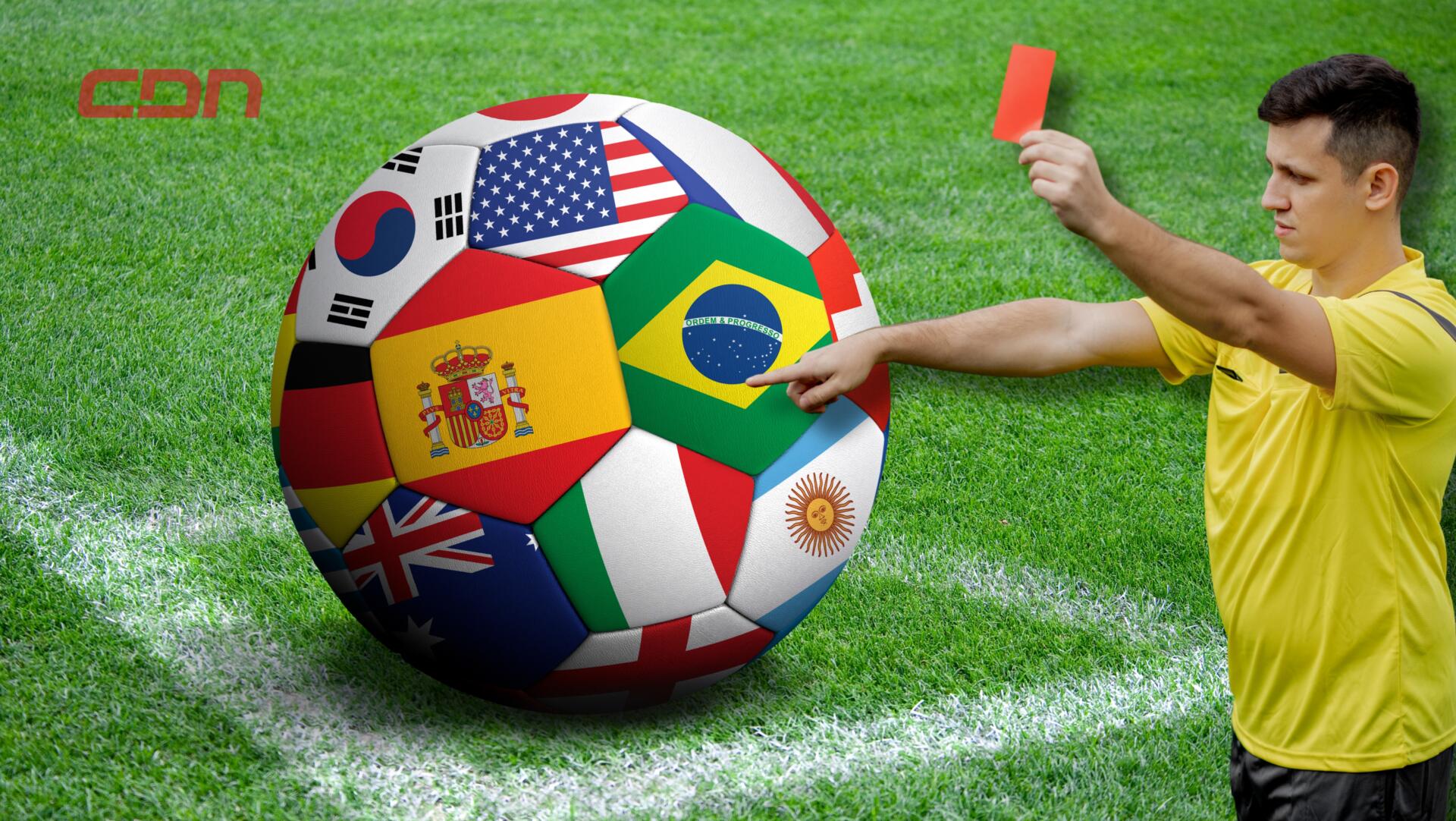 ¿Qué acciones puede provocar una tarjeta roja en fútbol?