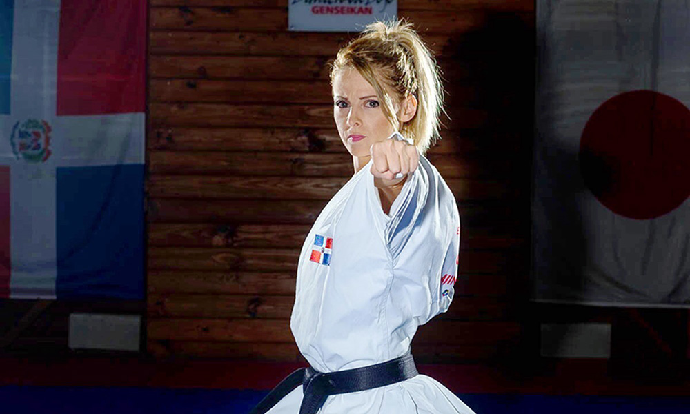 Dimitrova y su balance entre madre y karateca - Periódico elCaribe