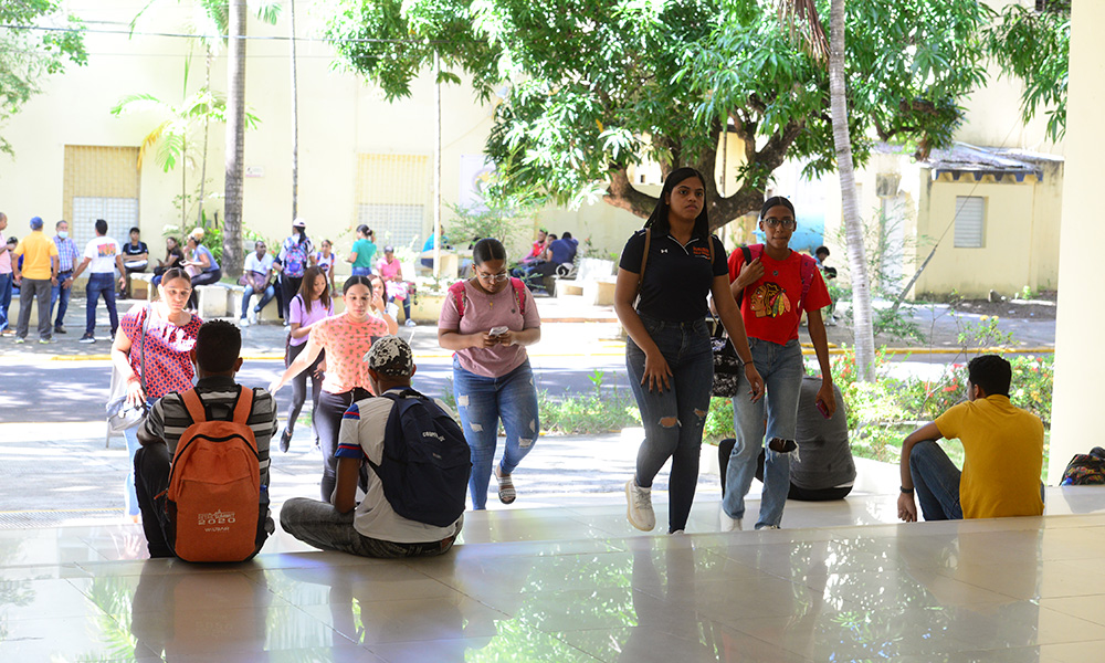 La UASD vuelve a la presencialidad - Periódico elCaribe