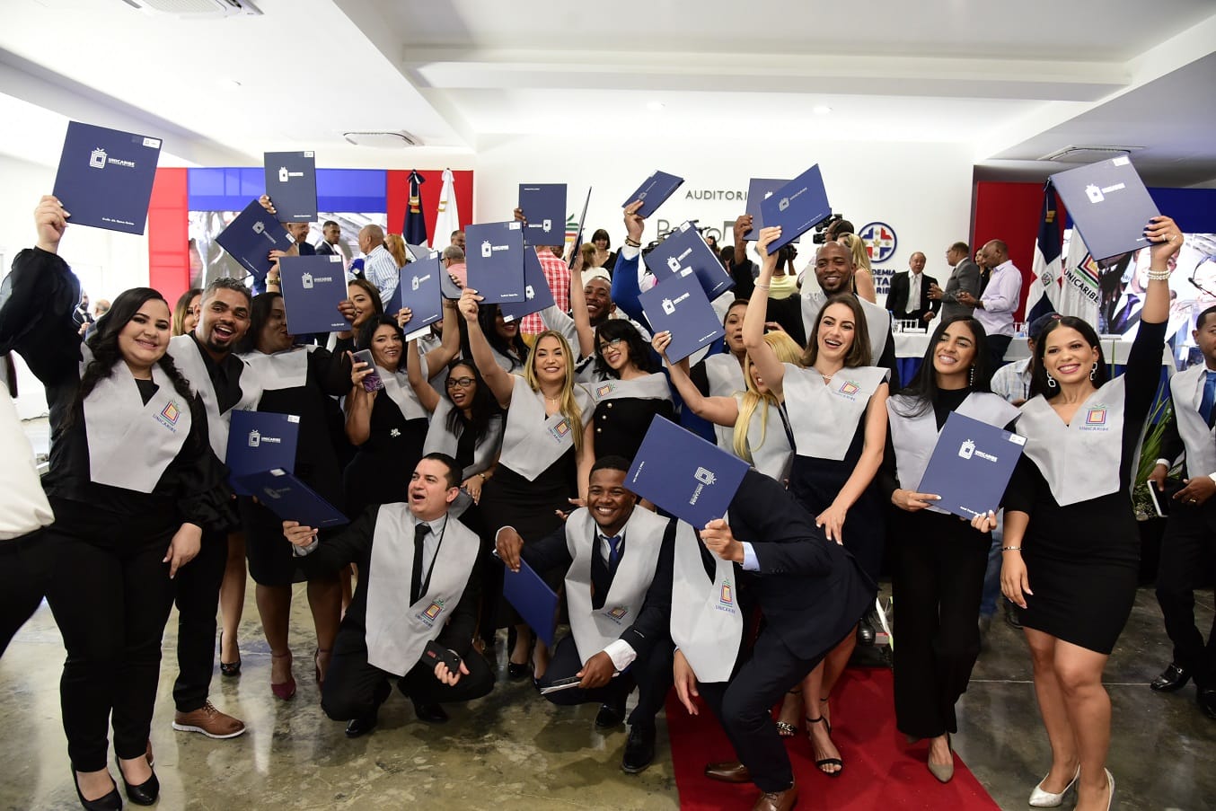 UNICARIBE gradúa 615 nuevos profesionales