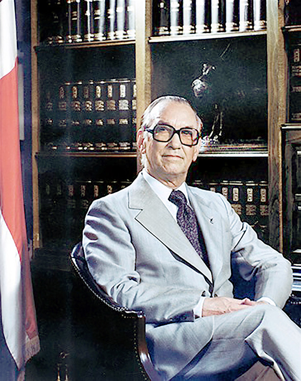 Hoy se cumplen 40 años del suicidio de Antonio Guzmán - Periódico elCaribe