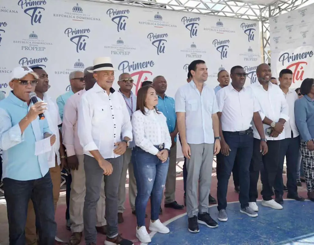 Roberto Ángel encabeza en La Romana jornada “Primero Tú”