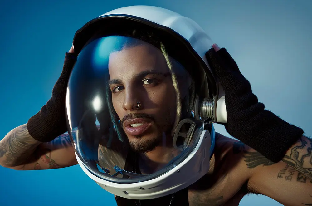 Rauw Alejandro desata la fiebre del verano con su esperado álbum