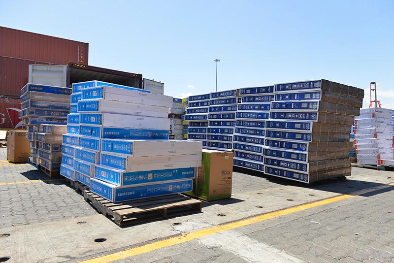 Aduanas ha detectado 75 millones de artículos de contrabando