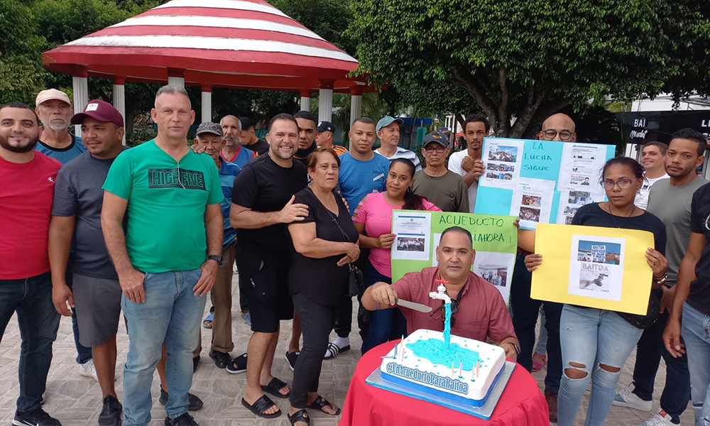 Baitoa protesta con celebración de cumpleaños de primer palazo ...