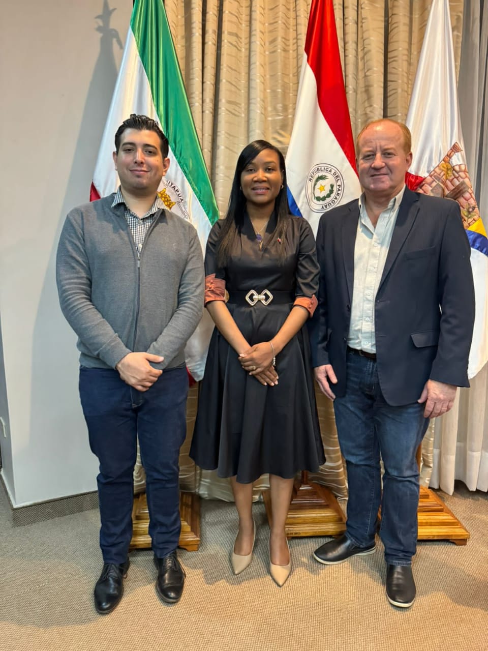 Juramentan a Luisa María Medrano como embajadora