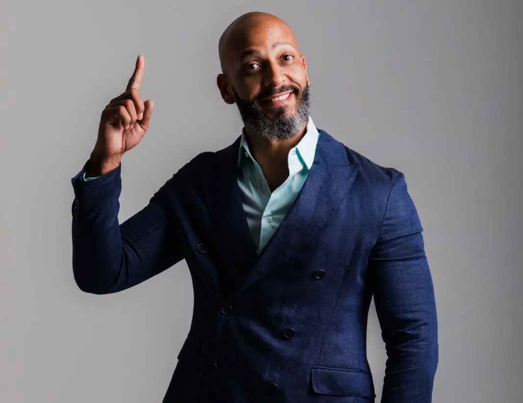 René Castillo celebra primera nominación al Soberano