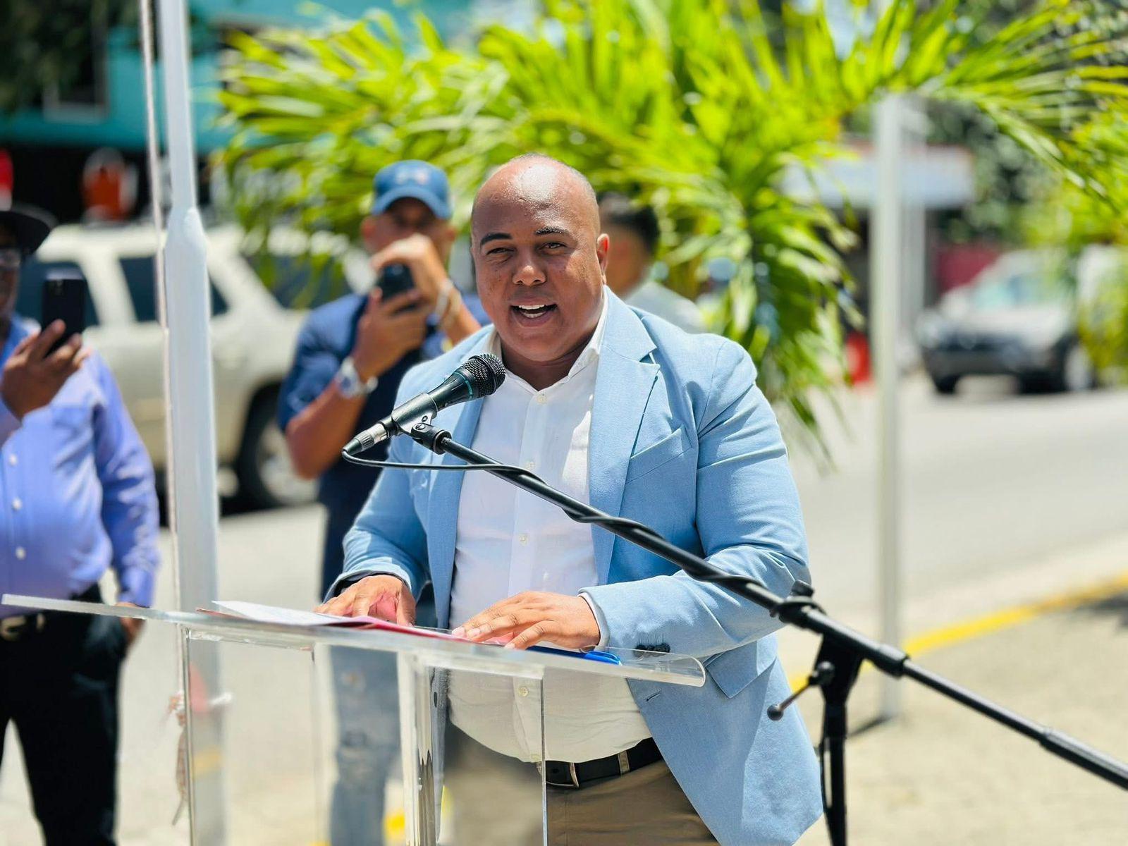 Alcalde se eleve a municipio el distrito de Cabarete