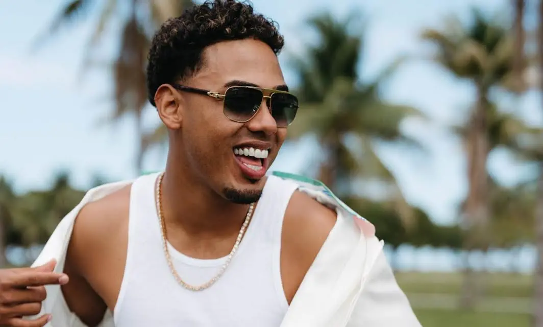 Myke Towers lanza “Island Boyz”, su álbum