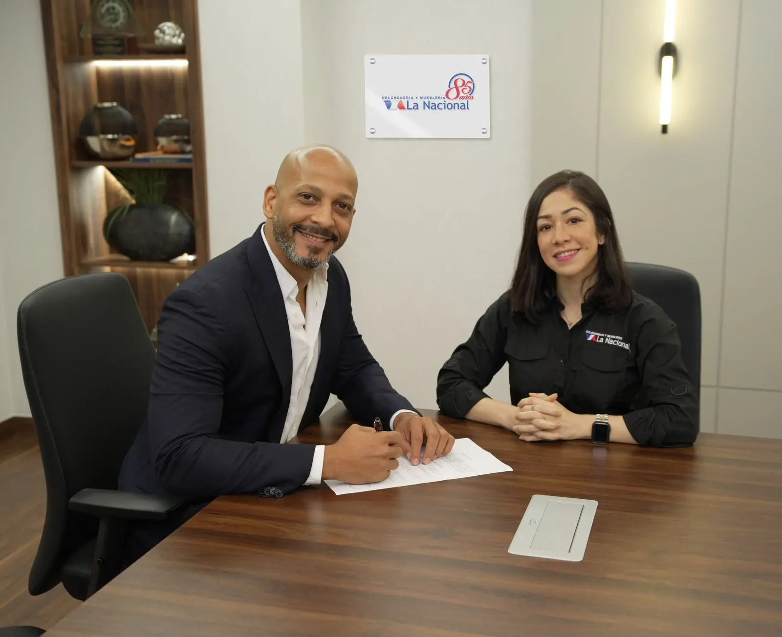 La Nacional escoge a René Castillo como nueva imagen