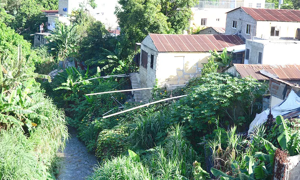 Santiago con 60 asentamientos afectan río Yaque - Periódico elCaribe