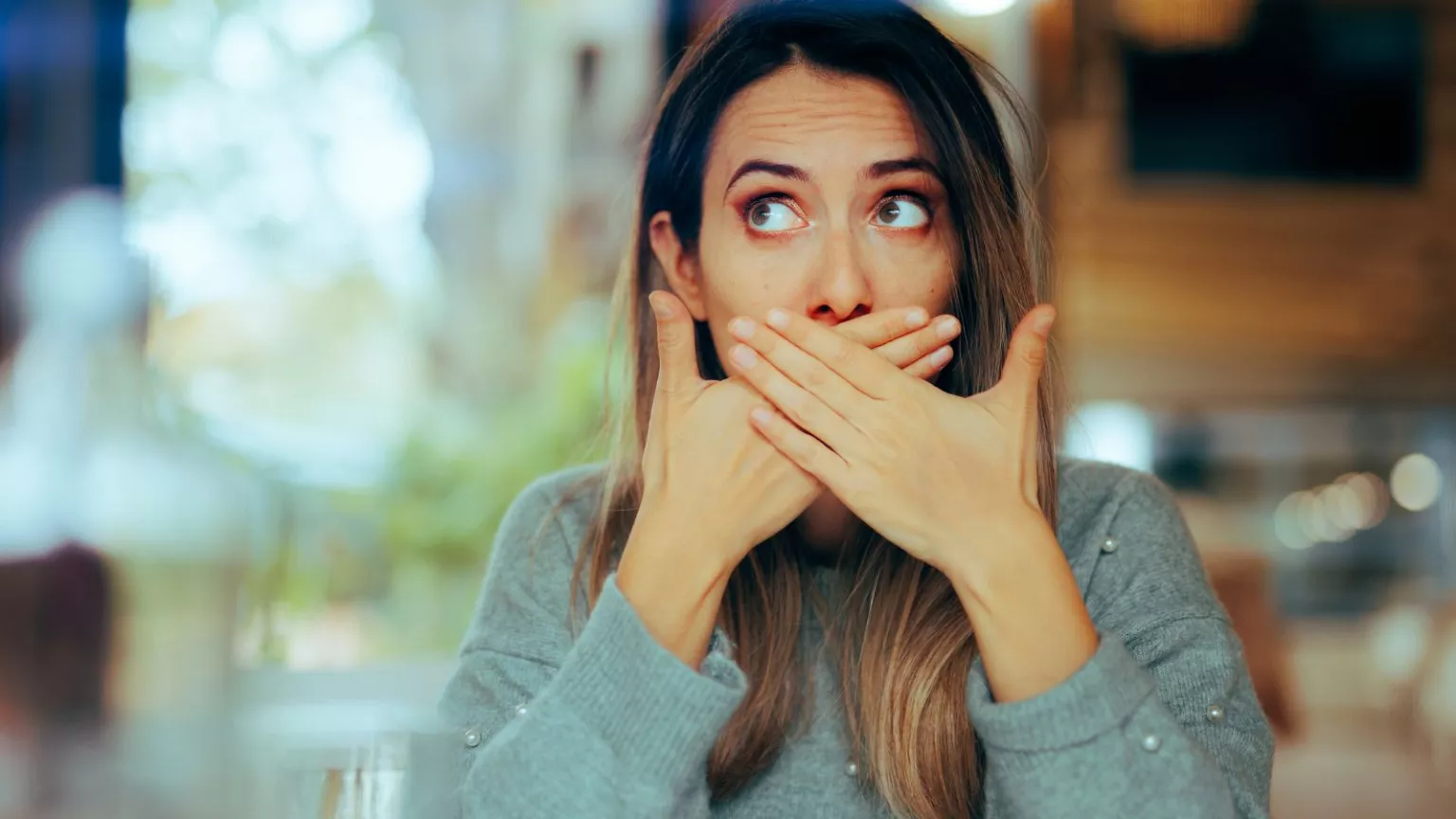 Eructos frecuentes con mal olor: posible señal de problemas