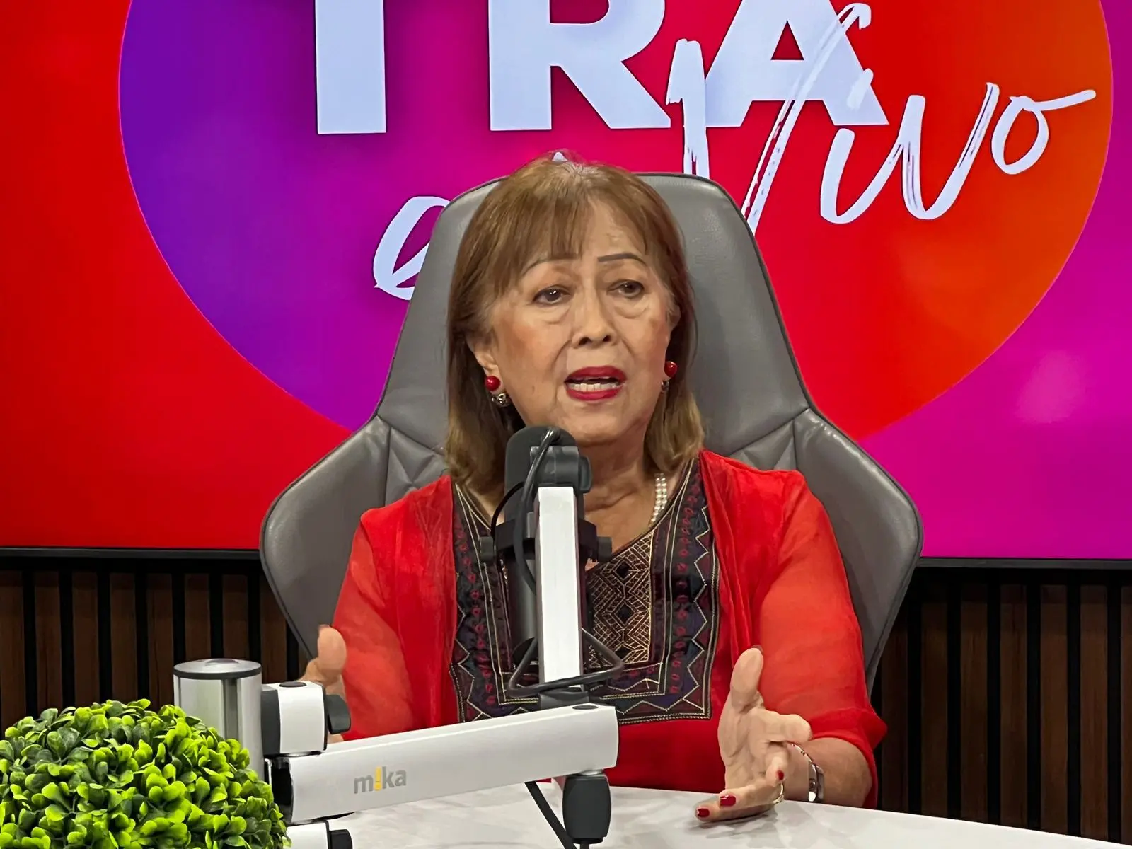 Doña Rosa NG defiende relación con China