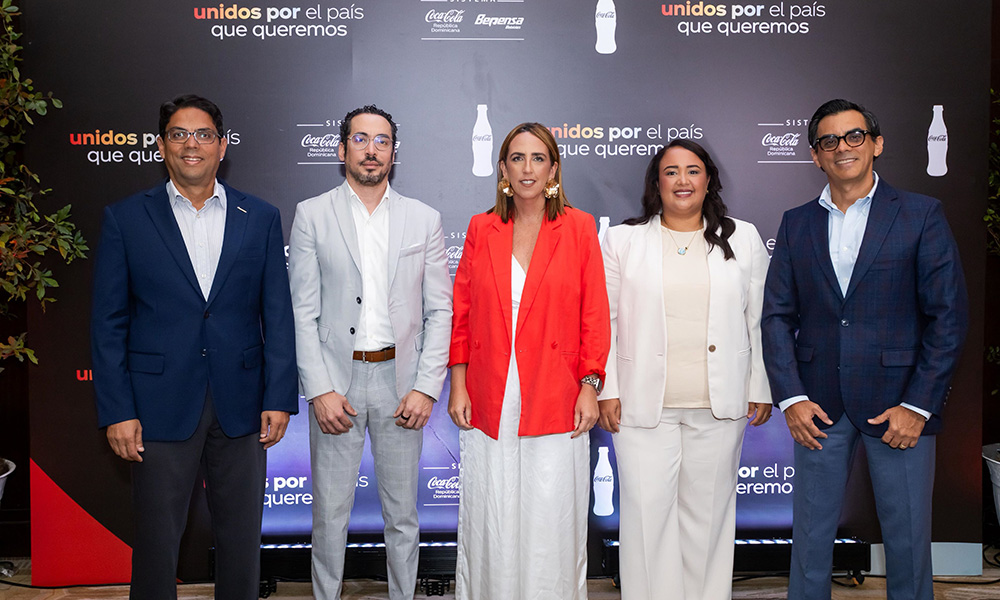 Sistema Coca Cola celebra 80 años con informe - Periódico elCaribe