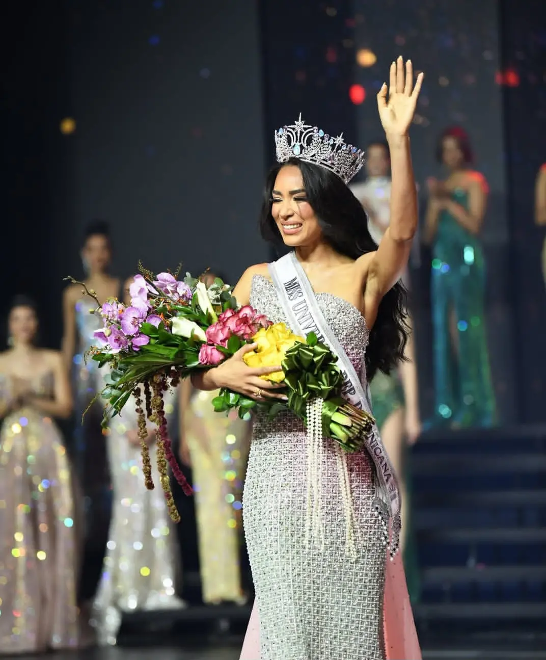 VillaSombrero.com: Jennifer Ventura, Miss Barahona, es coronada Miss ...