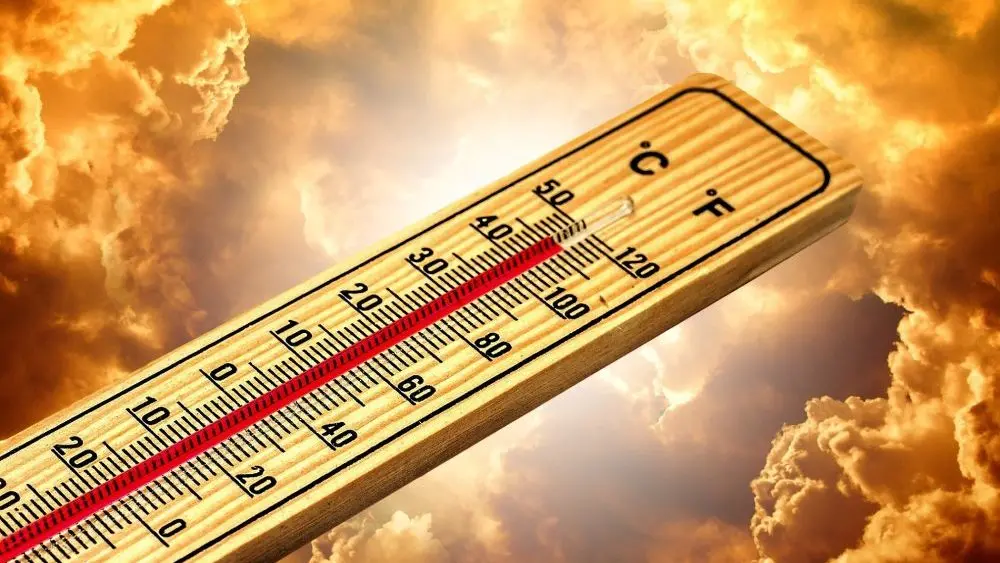 Prevé cielo opaco y temperaturas calurosas por polvo del Sahara