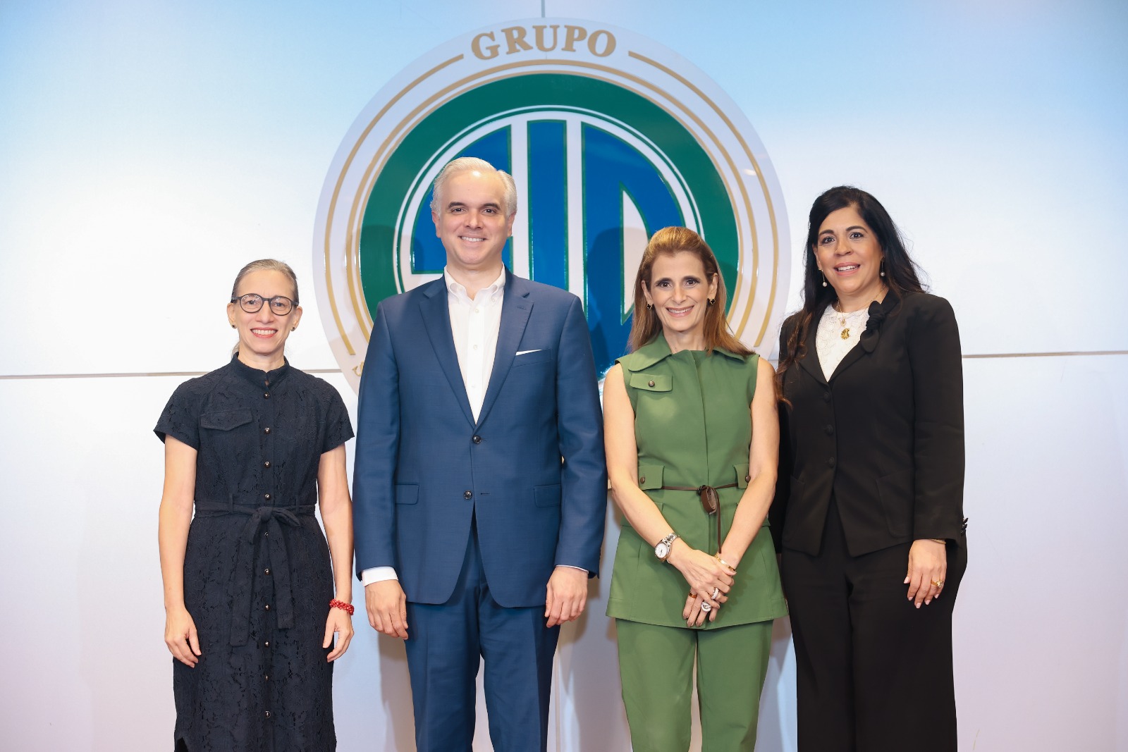 Grupo SID y MINERD lanzan primera plataforma digital educativa