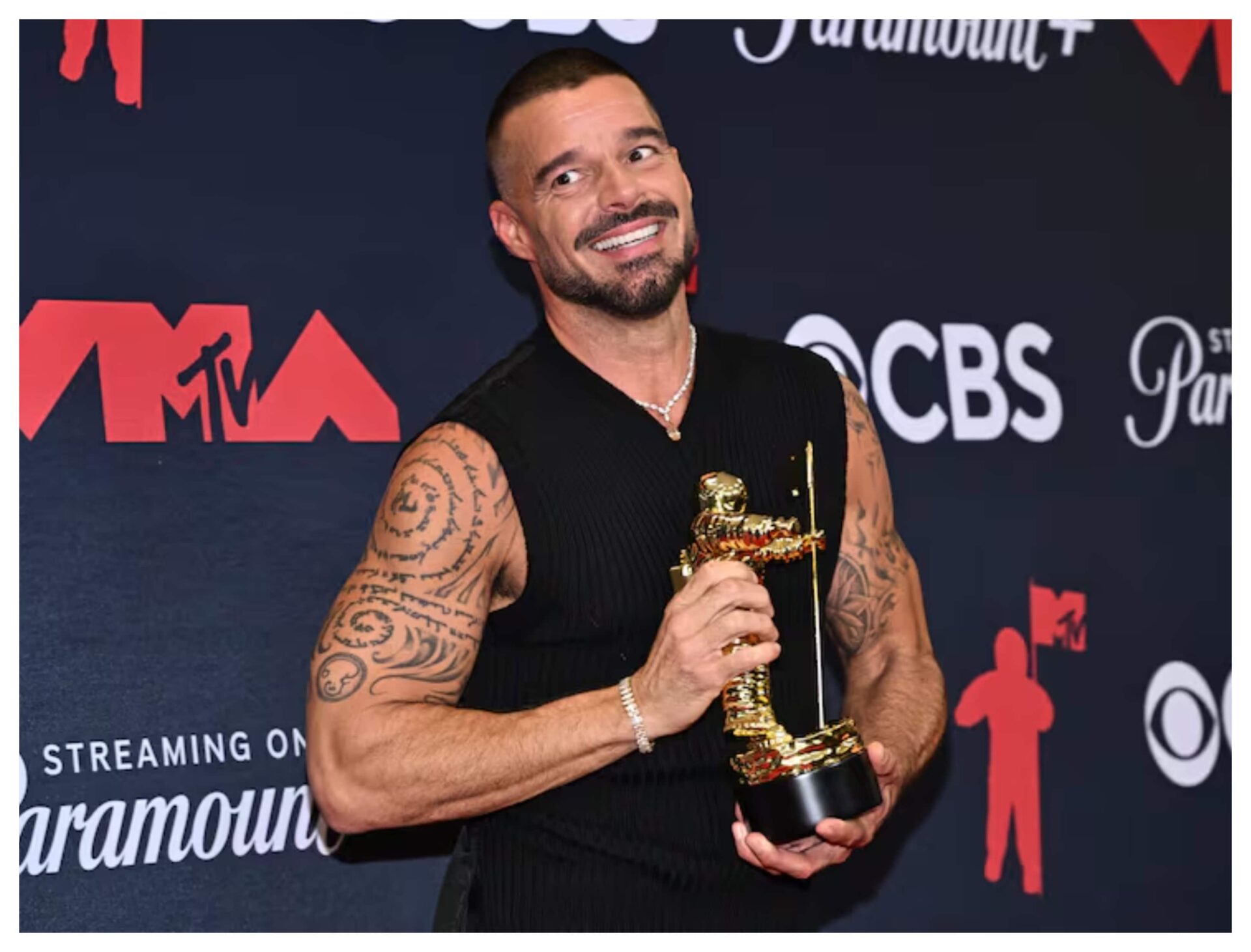 Ricky Martin hace historia en los MTV VMAs al recibir el primer