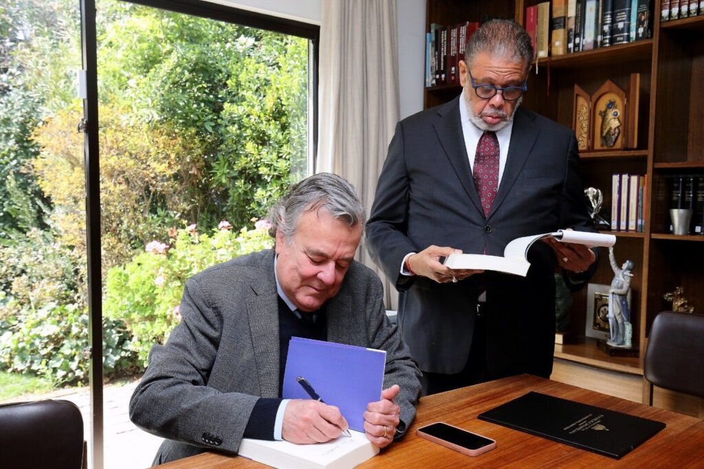 Modesto Guzmán agota agenda en Chile