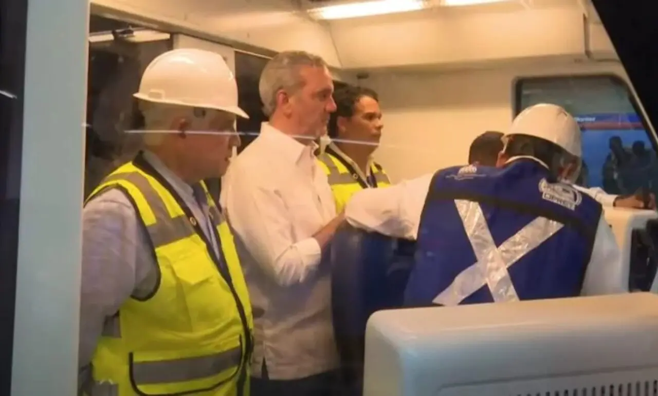 Abinader anuncia inicio de la Línea 2C del Metro en febrero de 2026