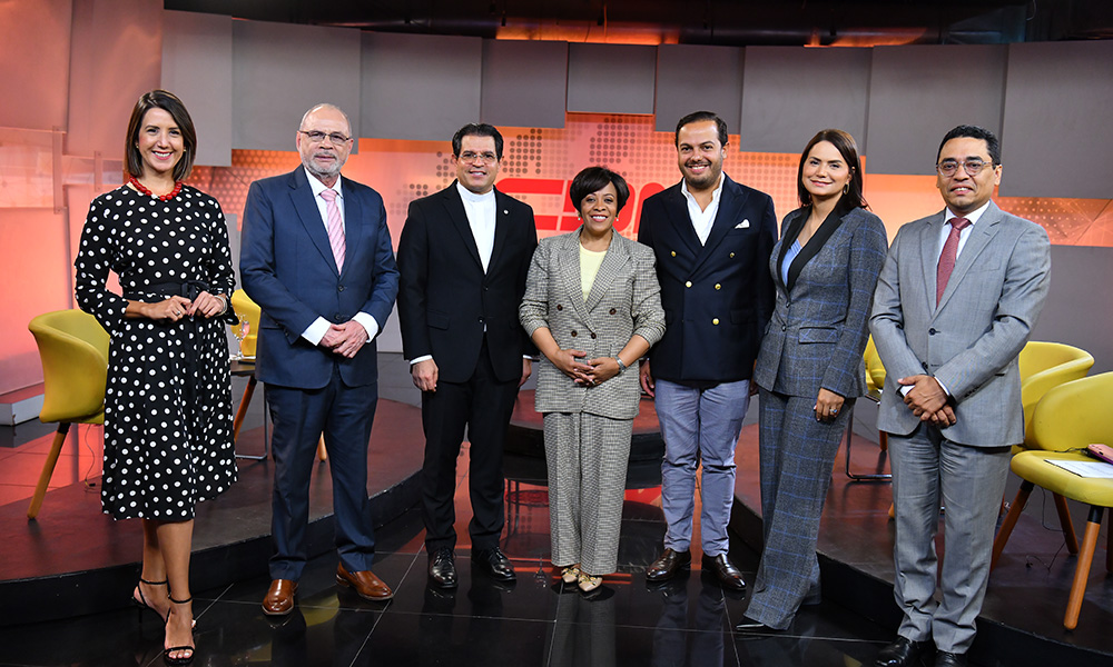 PUCMM arriba a 63 años como referente en innovación y en excelencia ...