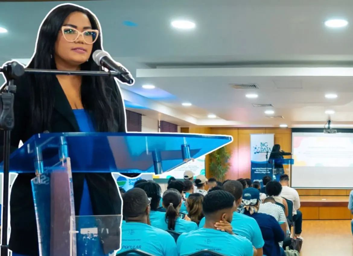 Walddy Lina Polanco imparte charla en el Datathon 2025