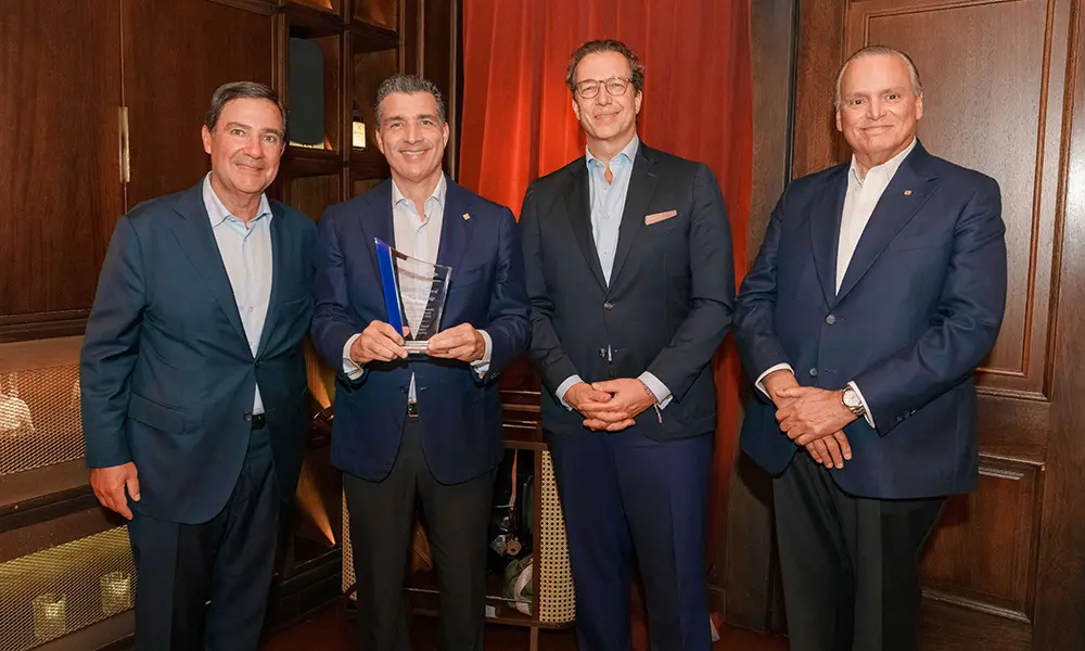 Banco Popular celebra 50 años de relación con Bank of America ...