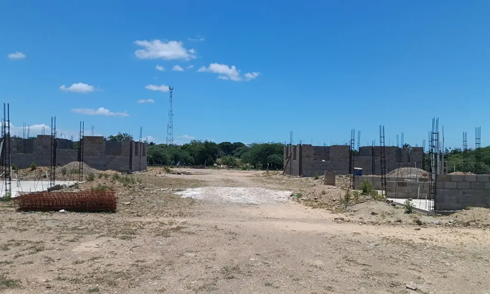 Desplazados presa preocupados por lentitud proyecto de viviendas ...