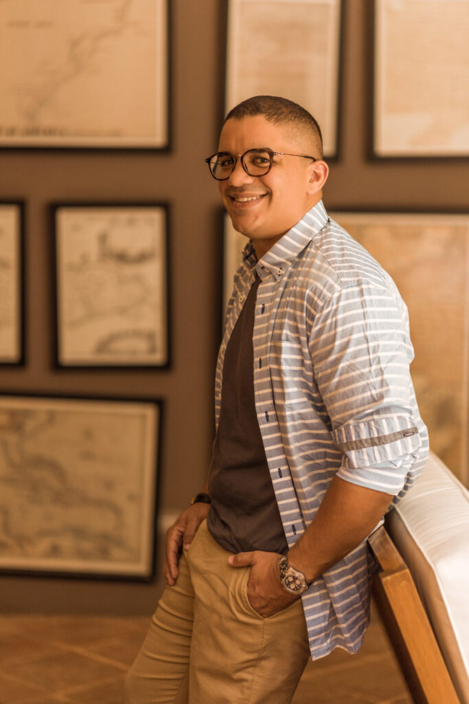 Uriel Suriel: Cofundador de El Brifin y de Notipedia