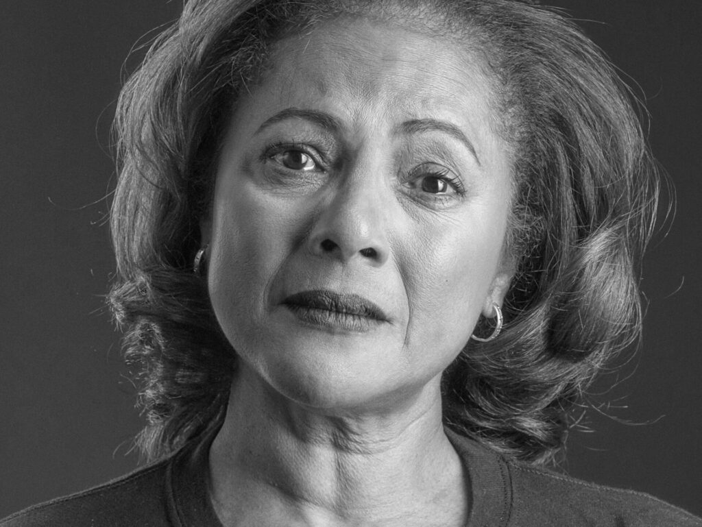 20 mujeres de teatro dominicanas que debes seguir